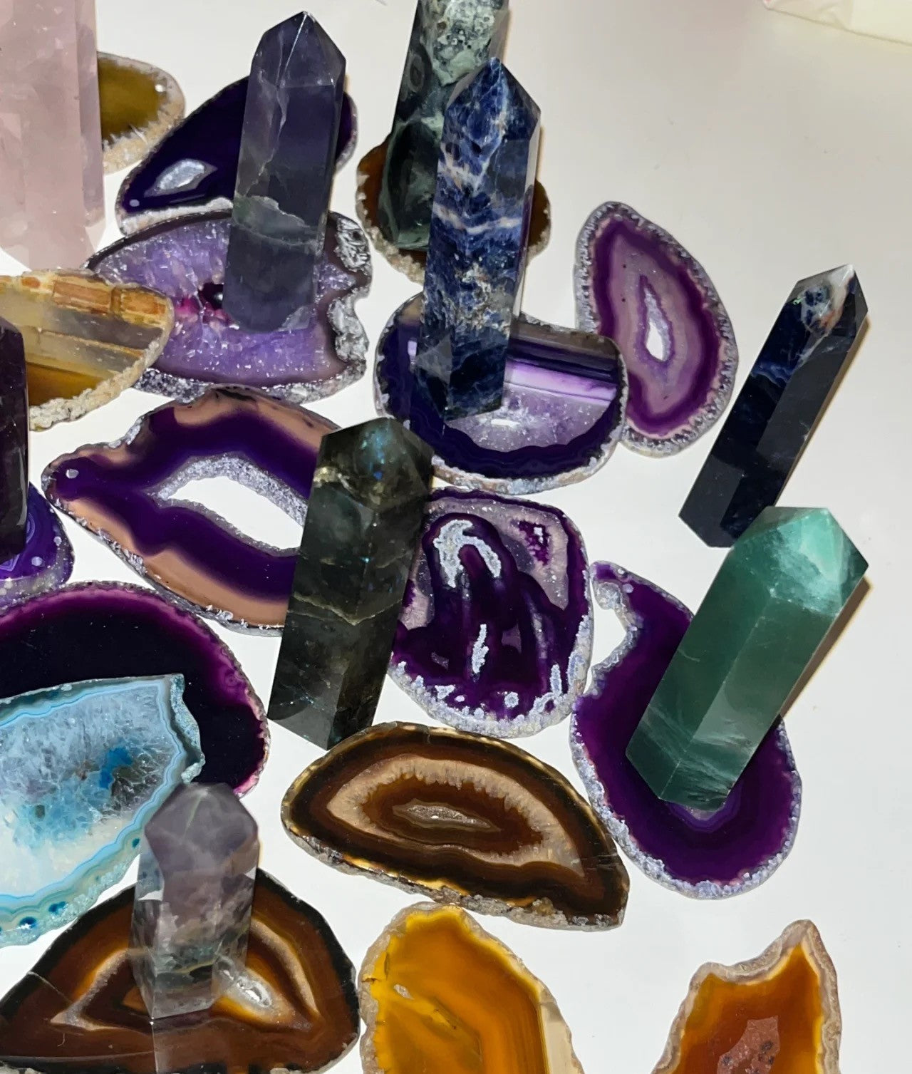 Best Crystals for the Food and Beverage Industry: Enhancing Creativity ...